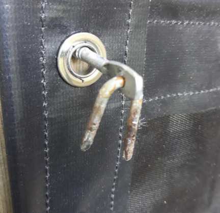 Poor man's quick release fasteners - Heavy Duty Tarps